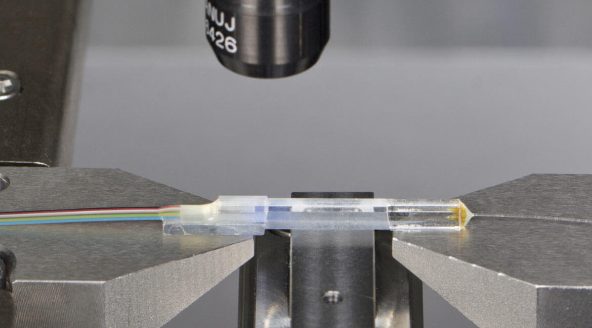 Photonic Device Assembly – ficonTEC Service